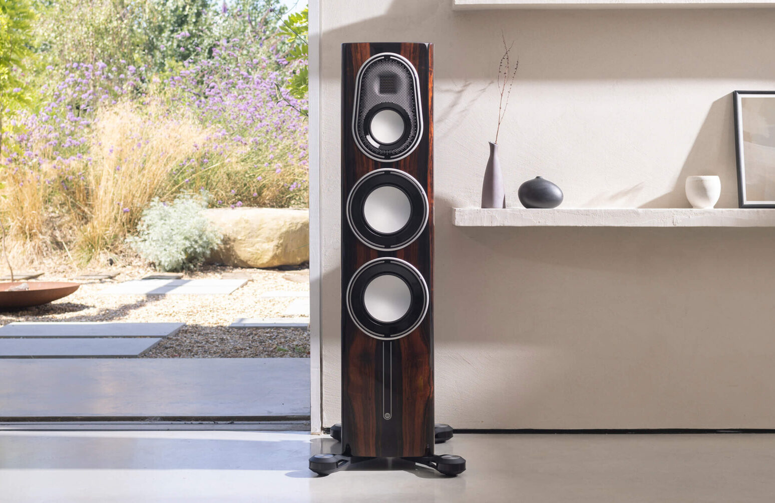 CAIXAS ACÚSTICAS MONITOR AUDIO PLATINUM 200 3G - Edição 302 - MediaGear